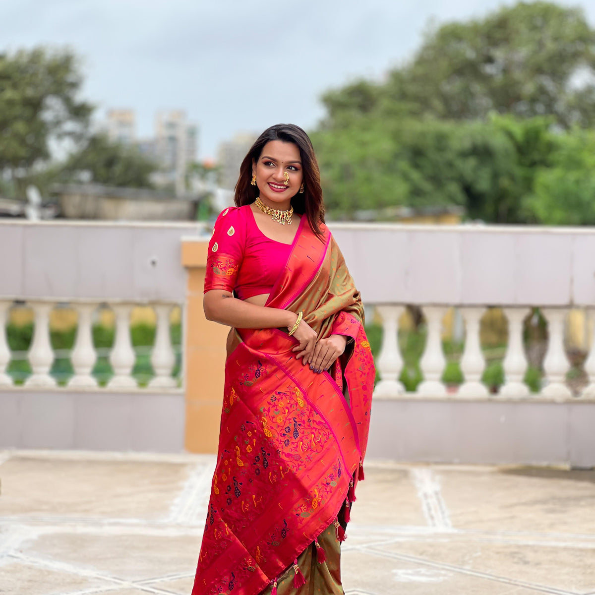 Himani Soft Pethani Silk Rani Saree | Shoppers Trend – shoppers trend